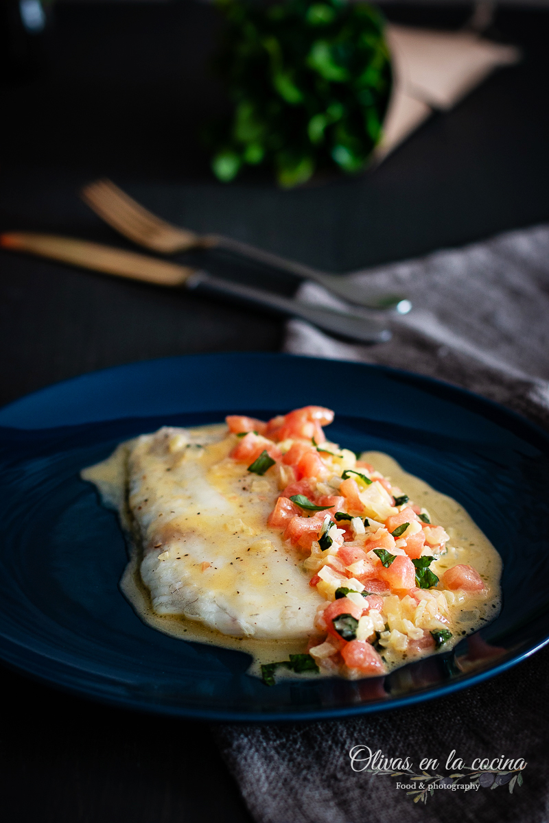 Filetes de rodaballo a la albahaca | Olivas en la cocina