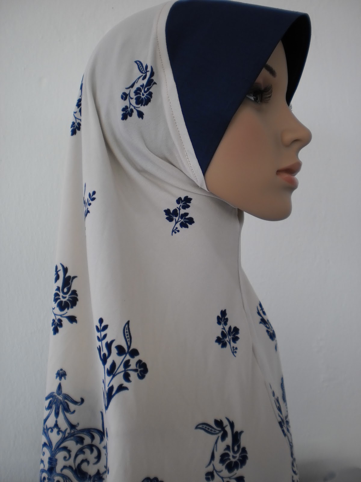 :: Butik Hijab Izrah ::: KOLEKSI ARIANI - CORAK