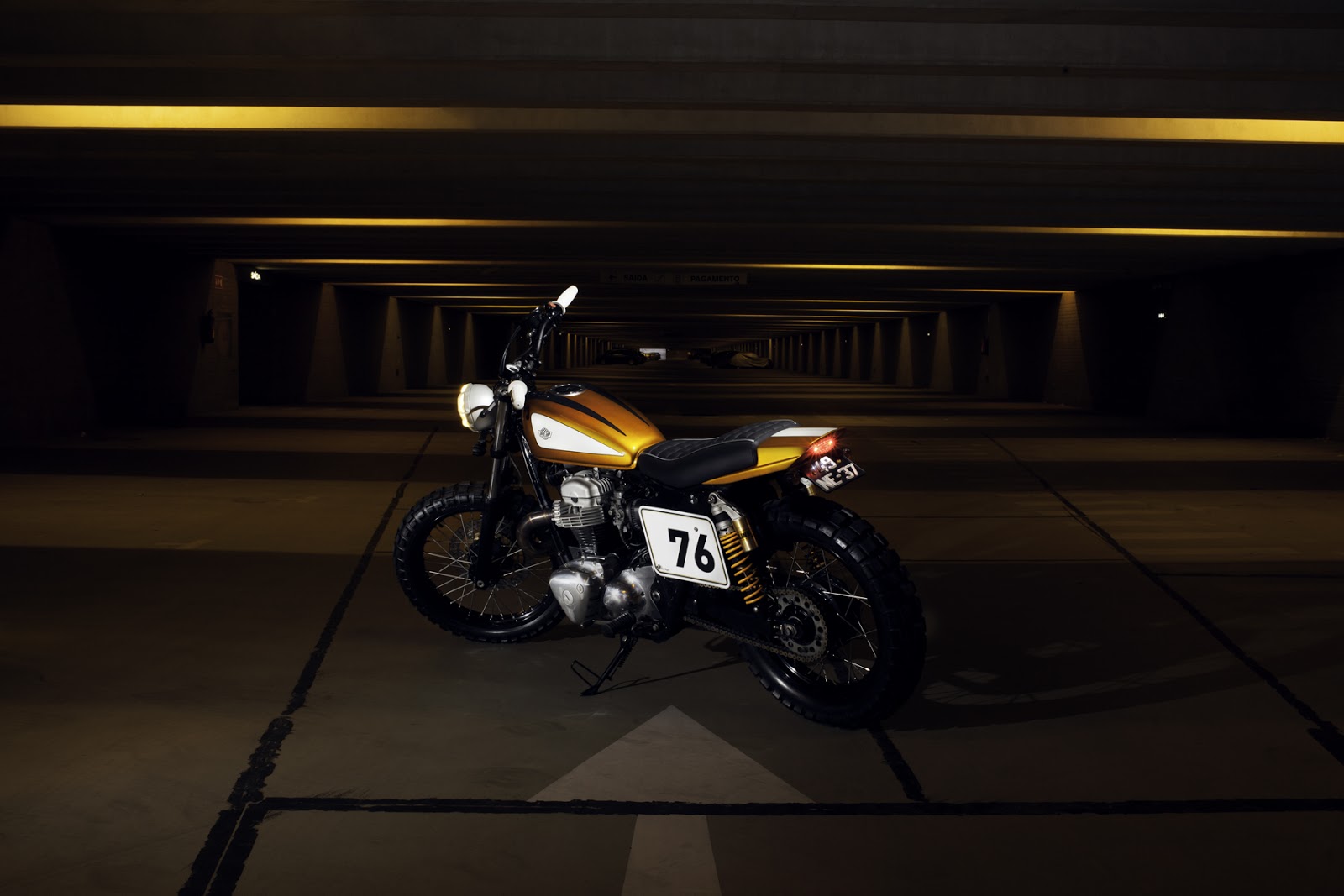 Kawasaki W650 Tracker "Gold Digger" by Ton-Up Garage - Lsr Bikes