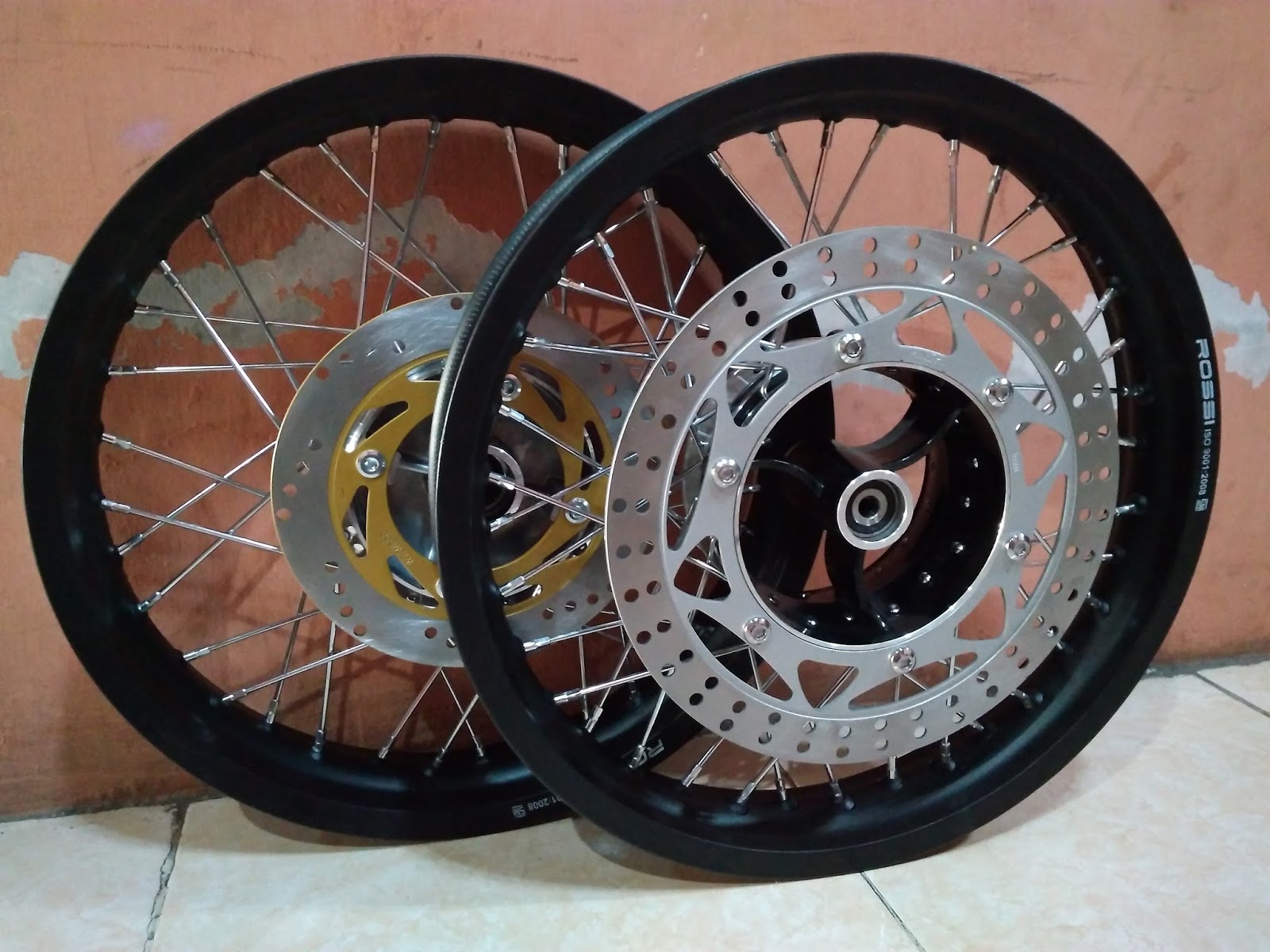 Velg Rossi Black buat Ninja RR | Velg Motor Murah