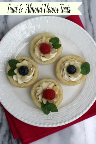 Me and My Pink Mixer: Mini Fruit and Almond Flower Tarts