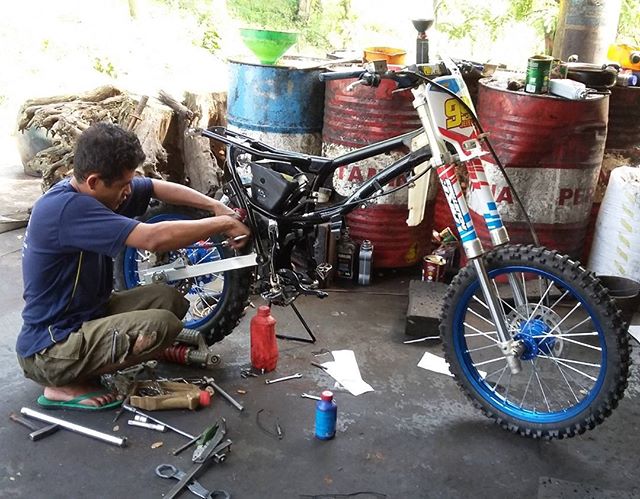 Model Rangka Motor Grasstrack F1ZR Model Terbaru | Modifikasi Motor Trail