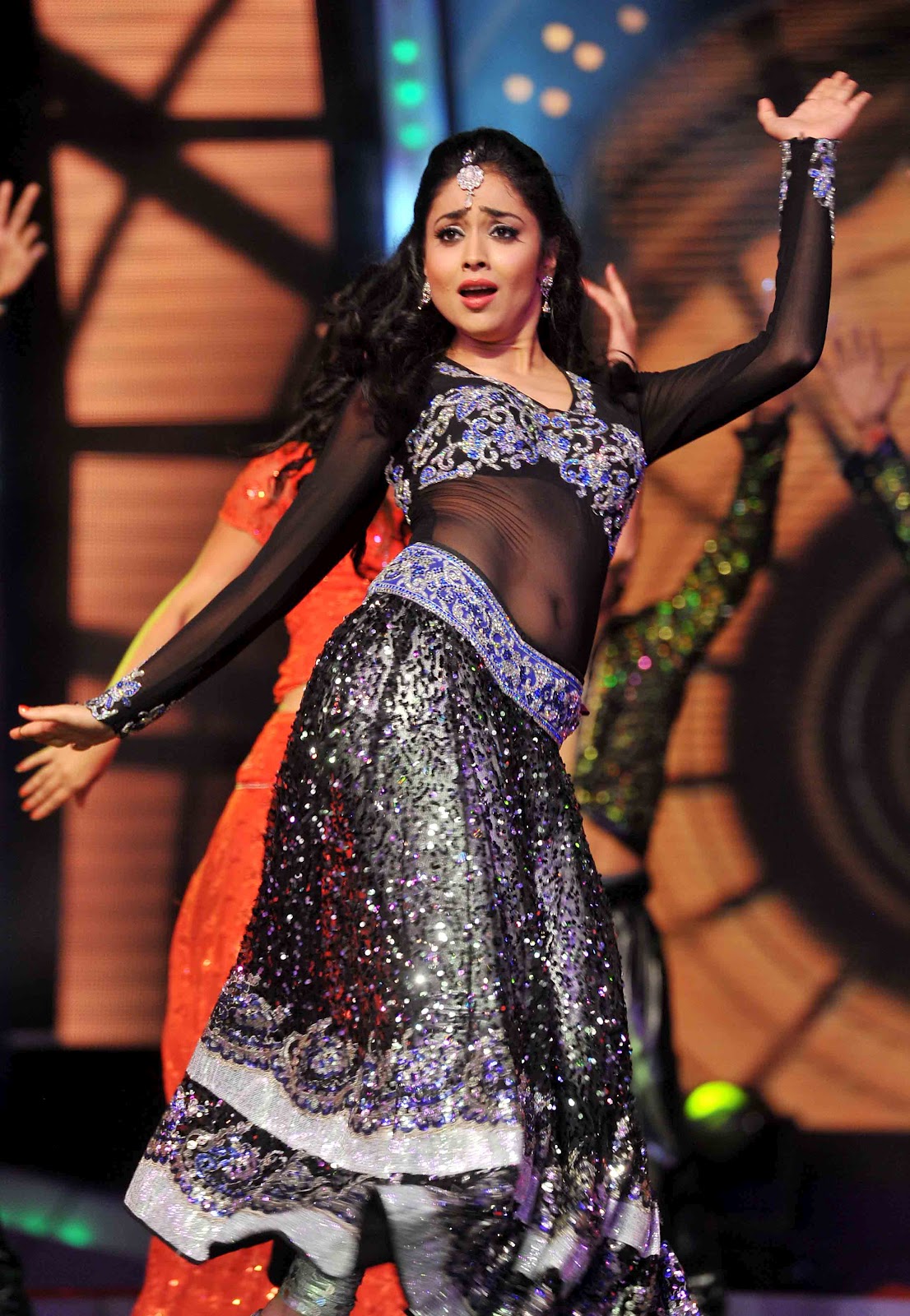 A Complete Photo Gallery Indian Actressno Watermark Shriya Saran Hot Navel Stills In Awards