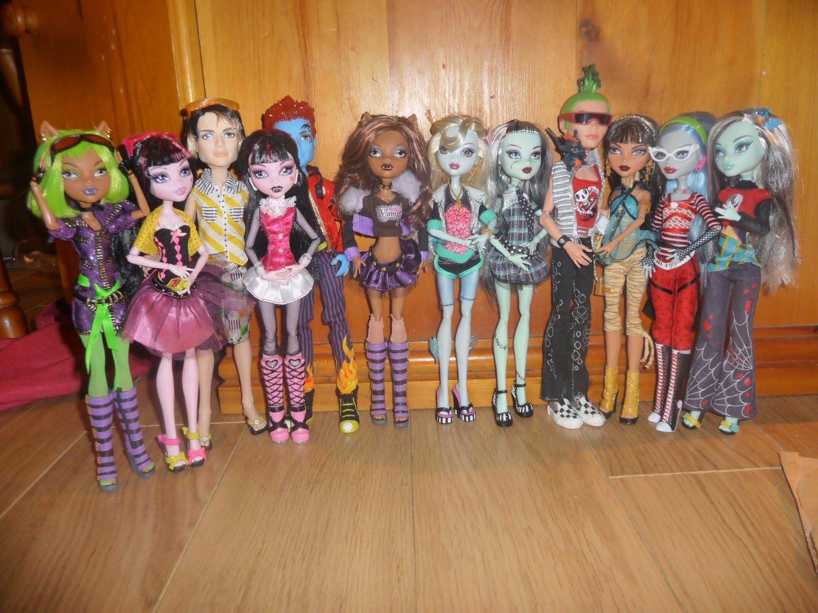 Monkfish's dolly ramble: Monster High - A retrospective in multiple ...