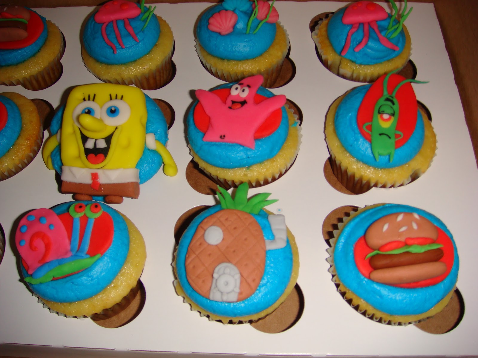 Our Decorated Cakes and Cupcakes: SpongeBob Squarepants Cupcakes