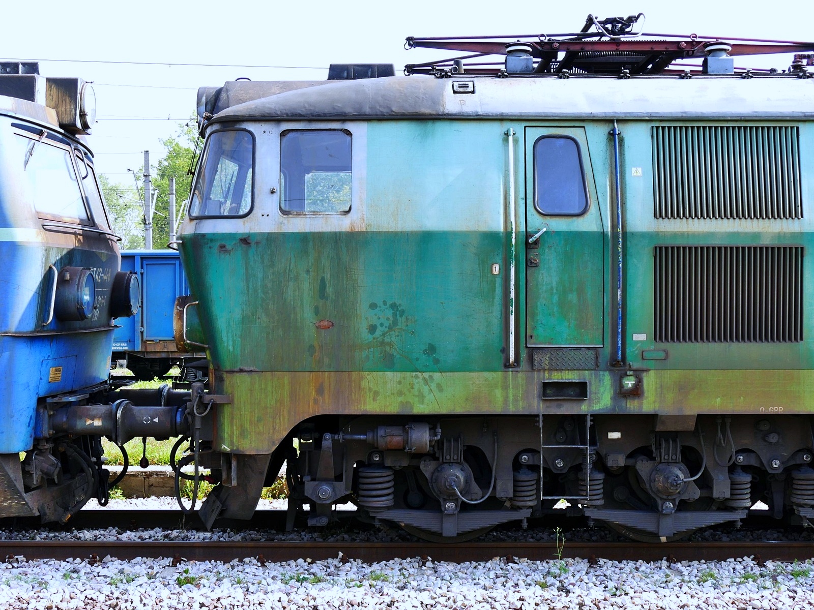 ET22-600 + ET22-1212 + ET22-1051 + ET22-909 na stacji Sitkówka Nowiny ...