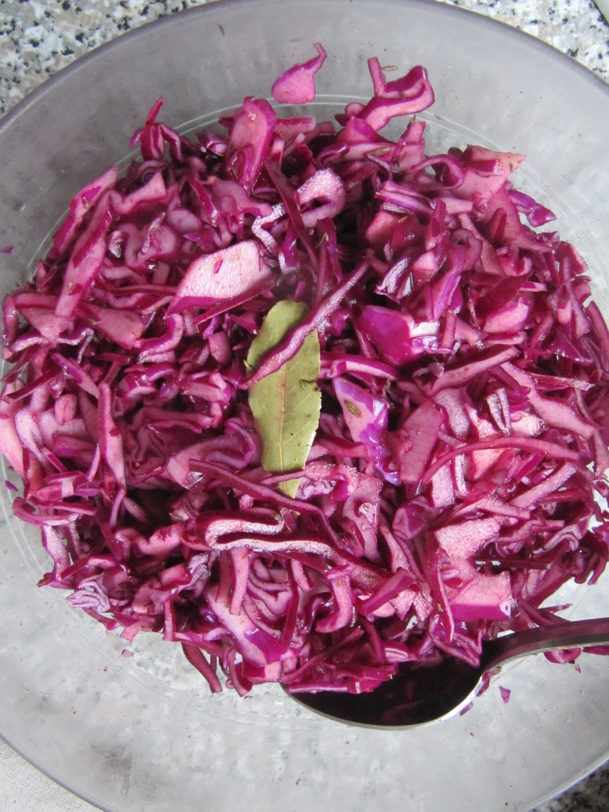 La cuisine d'ici et d'ISCA: Chou rouge cuit