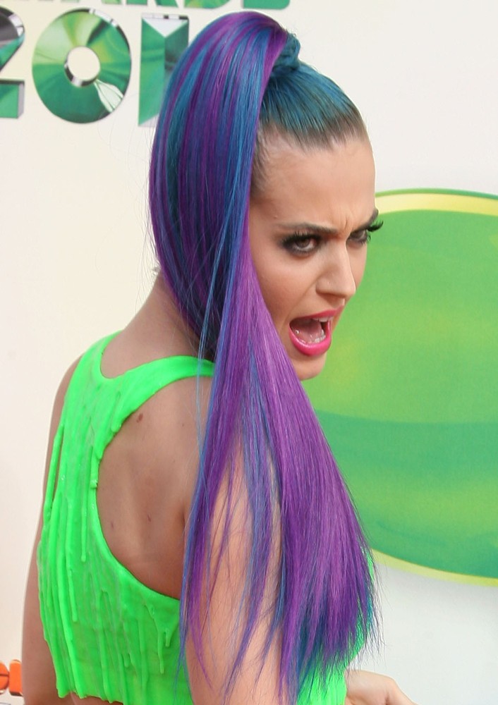 De Tudo Um Pouco ' : Cantora do dia : Katy Perry :33