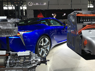 Shocking Car News: With new 164-mph SUV, Maserati is latest to say ...