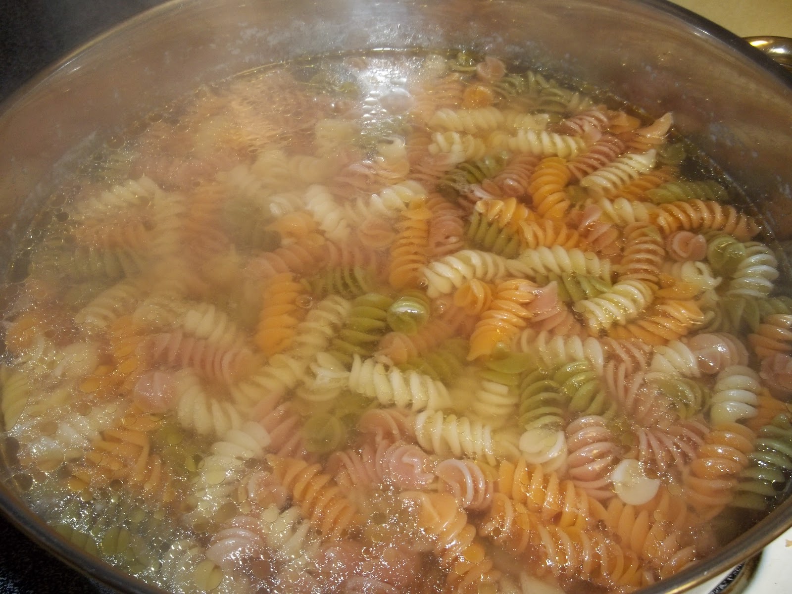 My Favorite Dinner Recipes: Sensational Sides: Veggie Pasta Salad