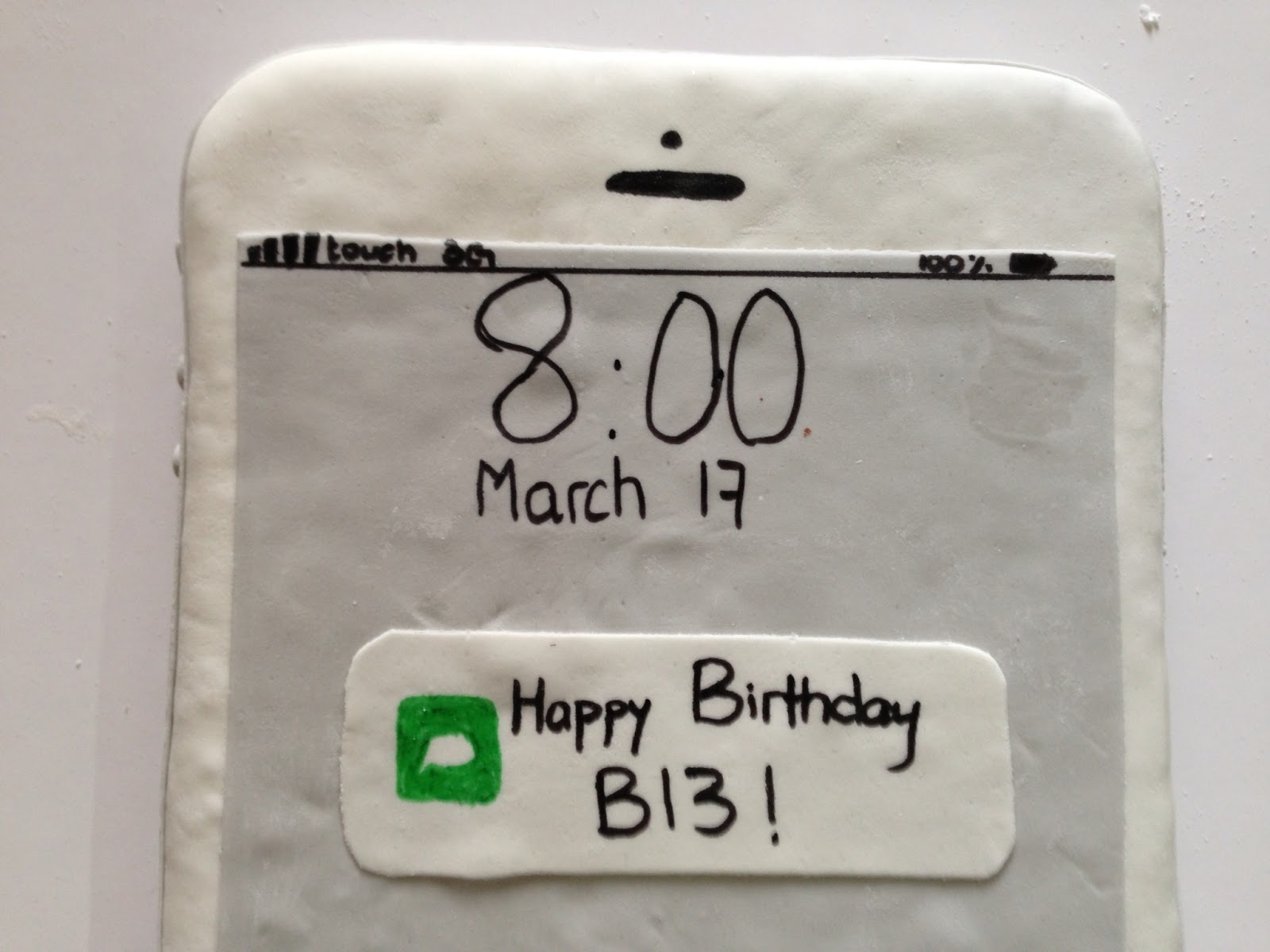 Deezert: Another iPhone Cake