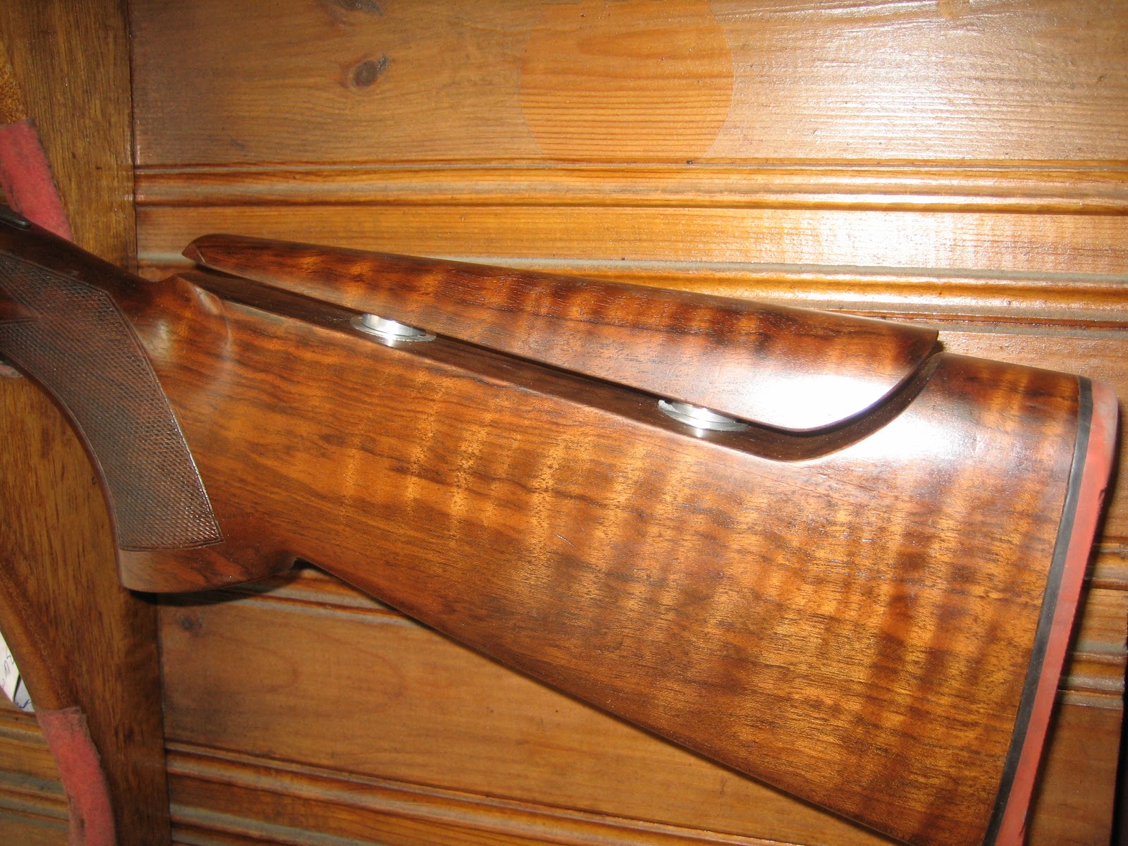 ΟΠΛΟΥΡΓΕΙΟ ΜΟΥΖΟΥΡΗ / Gunsmith workshop - Mouzouris