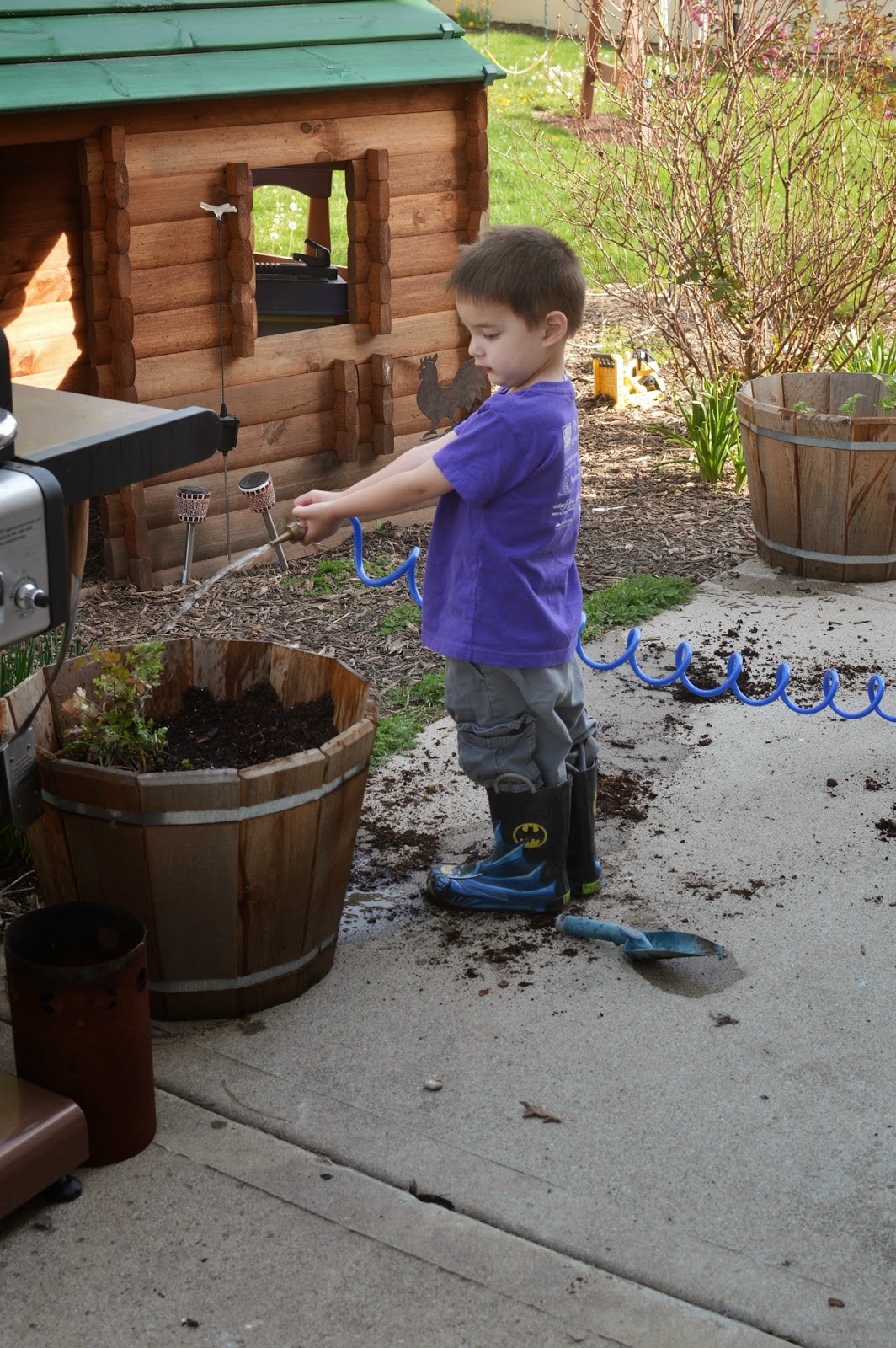Huang Family: Gardening Helper