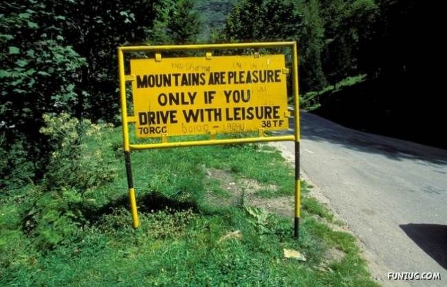 Sri Lankan Man and Woman: Most Unusual Road Signs On Leh Manali Highway