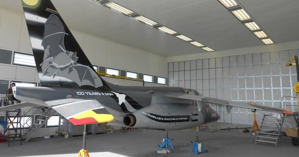 BELGIAN AIR FORCE UNVEILS DARK BAT ALPHAJET - Blog Before Flight ...