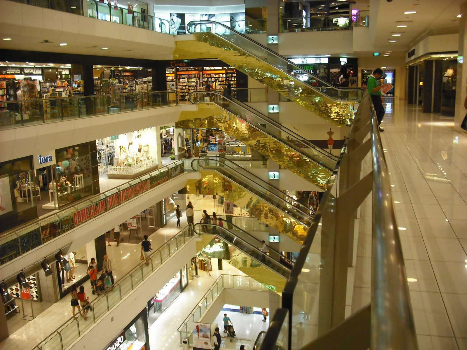 Advocating for Change in Centrepoint: Centrepoint Now