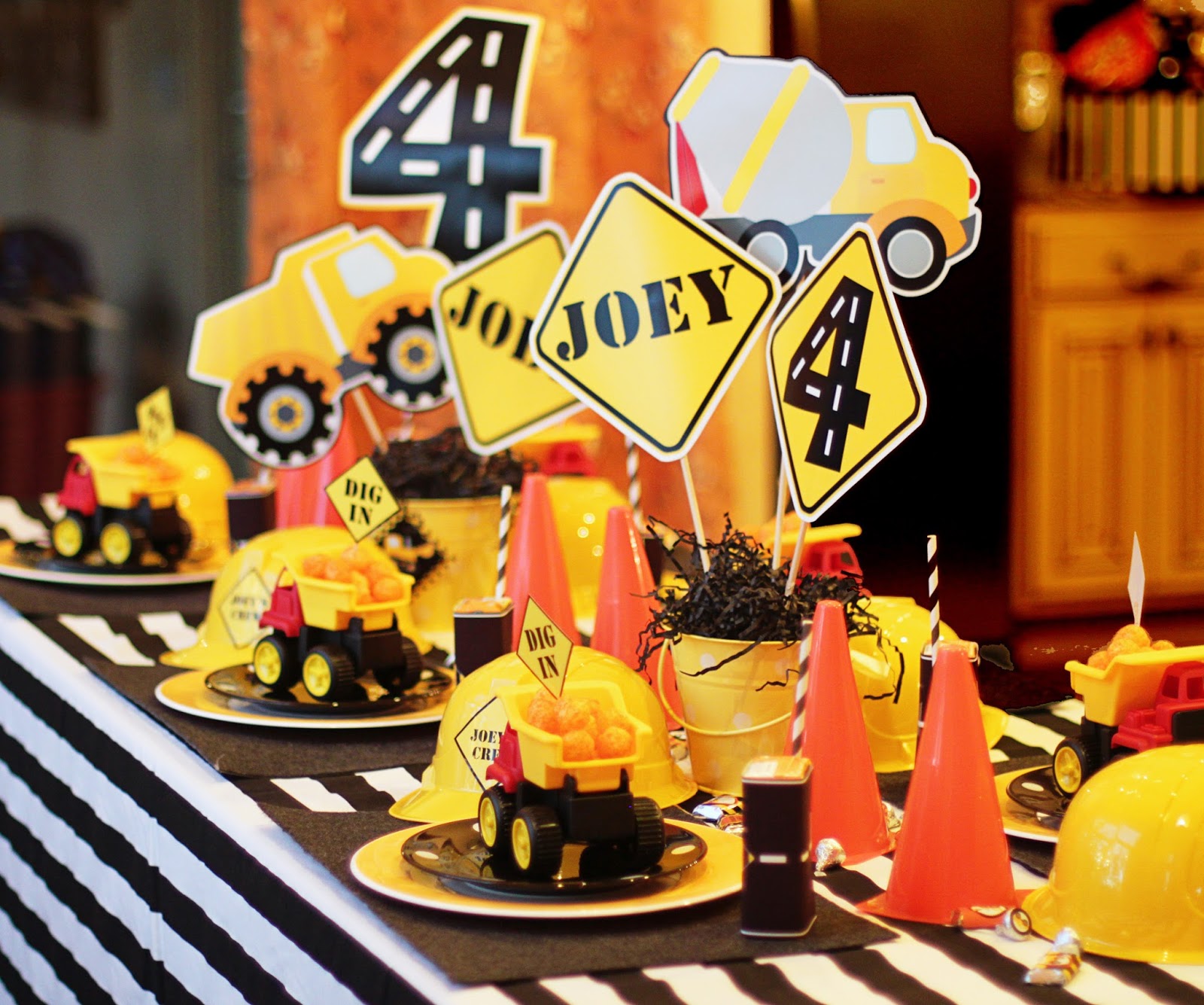 Amanda's Parties To Go: Construction Party