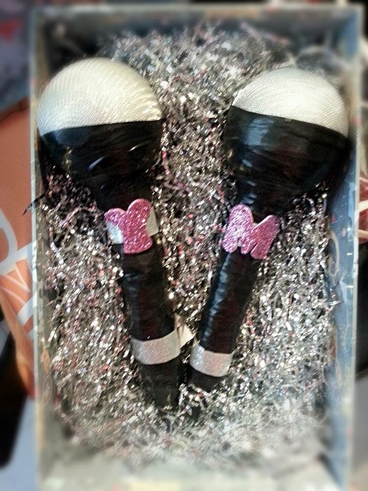 MICRÓFONOS DE PAPEL NUEVA VERSIÓN | Asun Álvarez