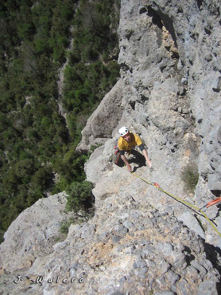 Cosmos 1402 a la Paret del Pessó