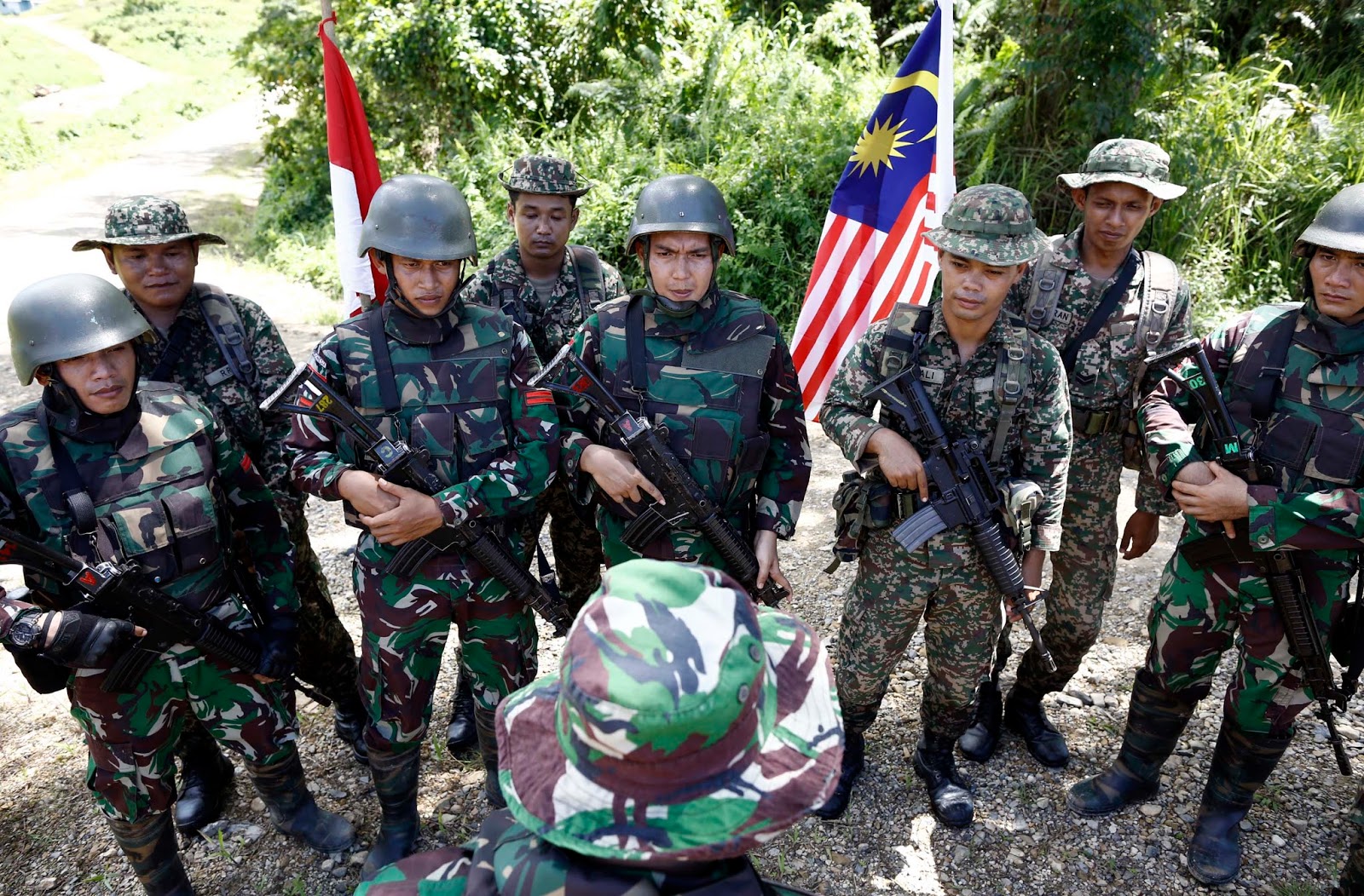 Ketika Tentara Indonesia dan Malaysia Sama-sama Bergerak, Ini yang ...