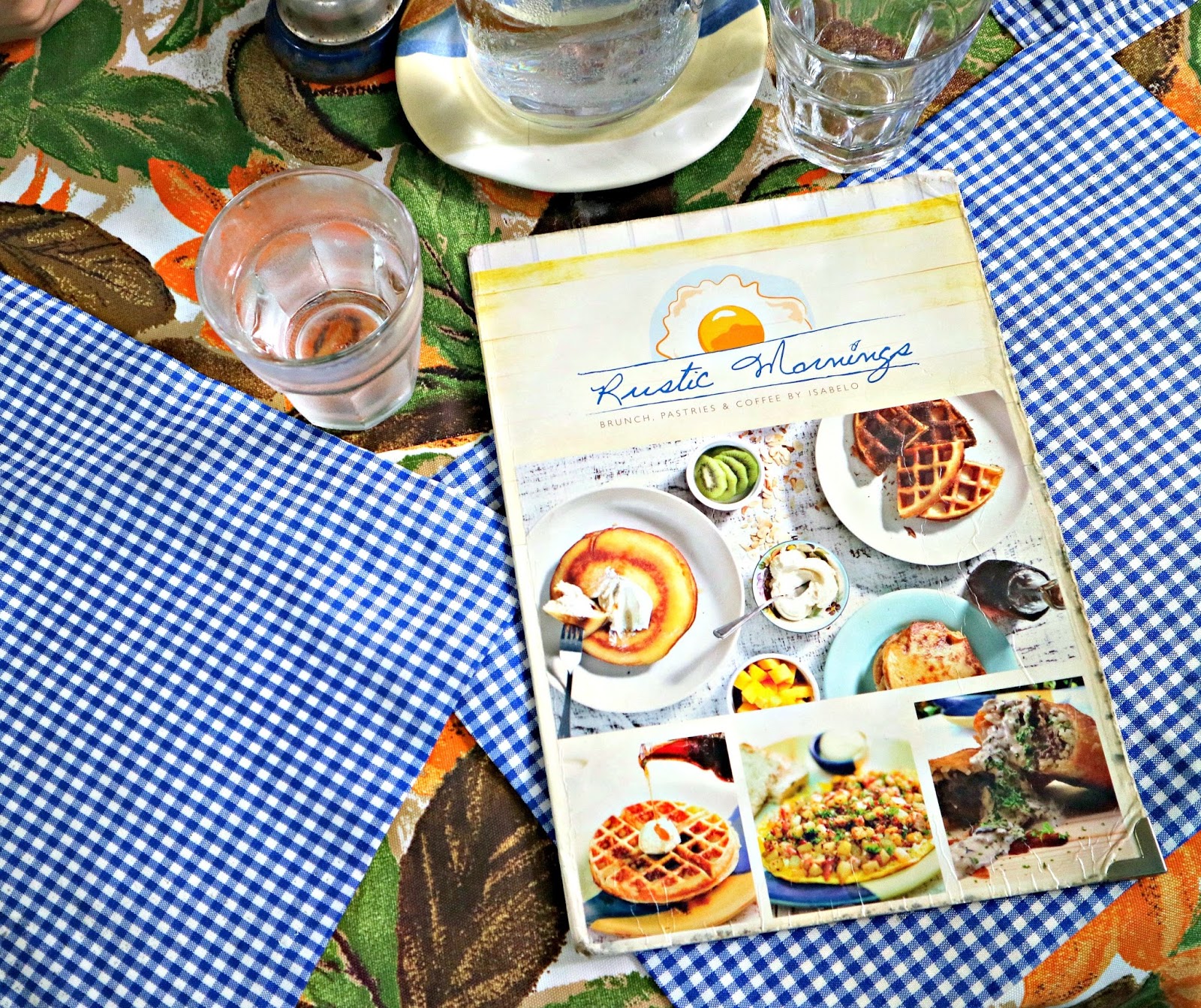 Weekend Brunch: Rustic Mornings by Isabelo - Living in the Moment