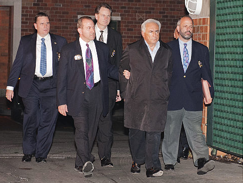 I Like to Watch: Iconic Monday: The Art of the Perp Walk