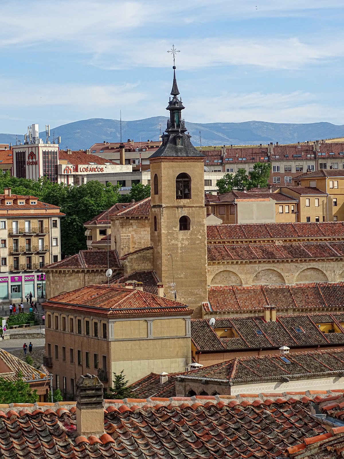 Walking Arizona: Spanish Tile Roofs
