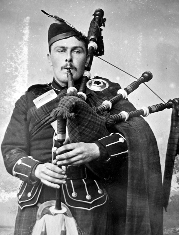 Tour Scotland: Old Photograph Of A Piper From Loch Ness Scotland