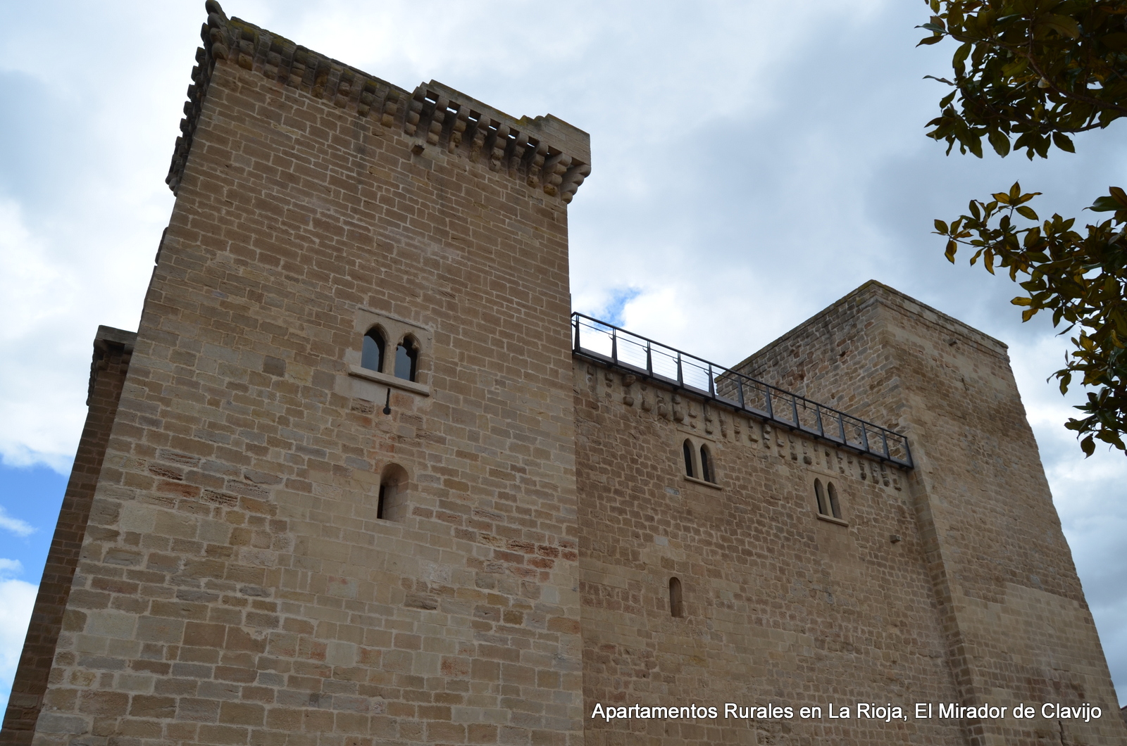 El Mirador de Clavijo turismo rural en La Rioja: Castillo Aguas Mansas ...
