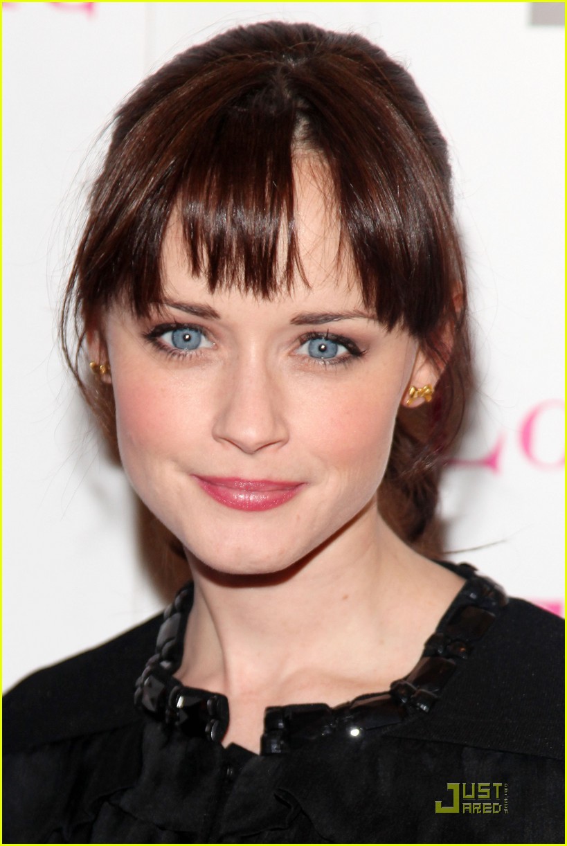 Alexis Bledel, style, hairstyles and dresses - Celebrity pictures