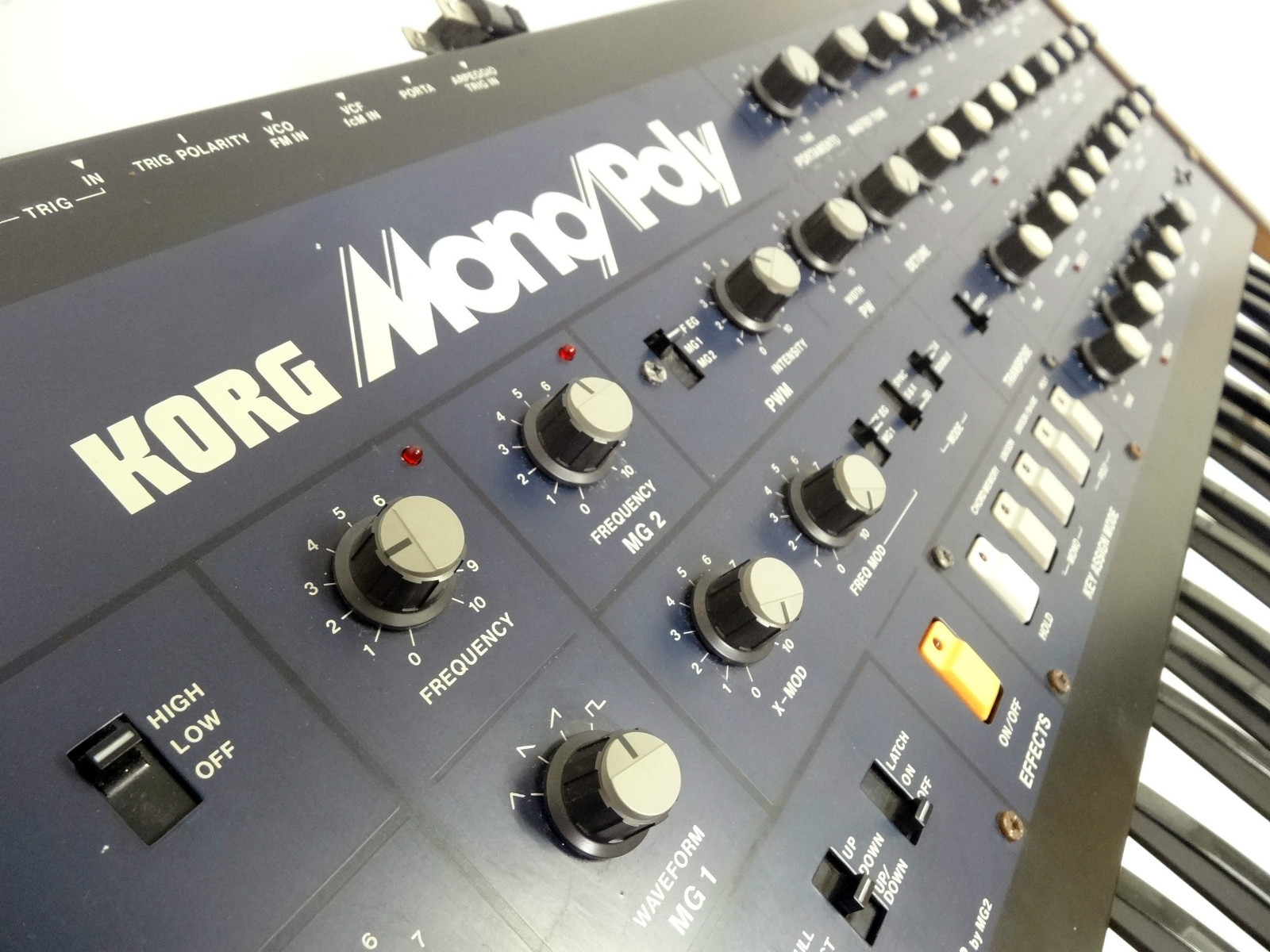 MATRIXSYNTH: KORG Mono/Poly SN 370893