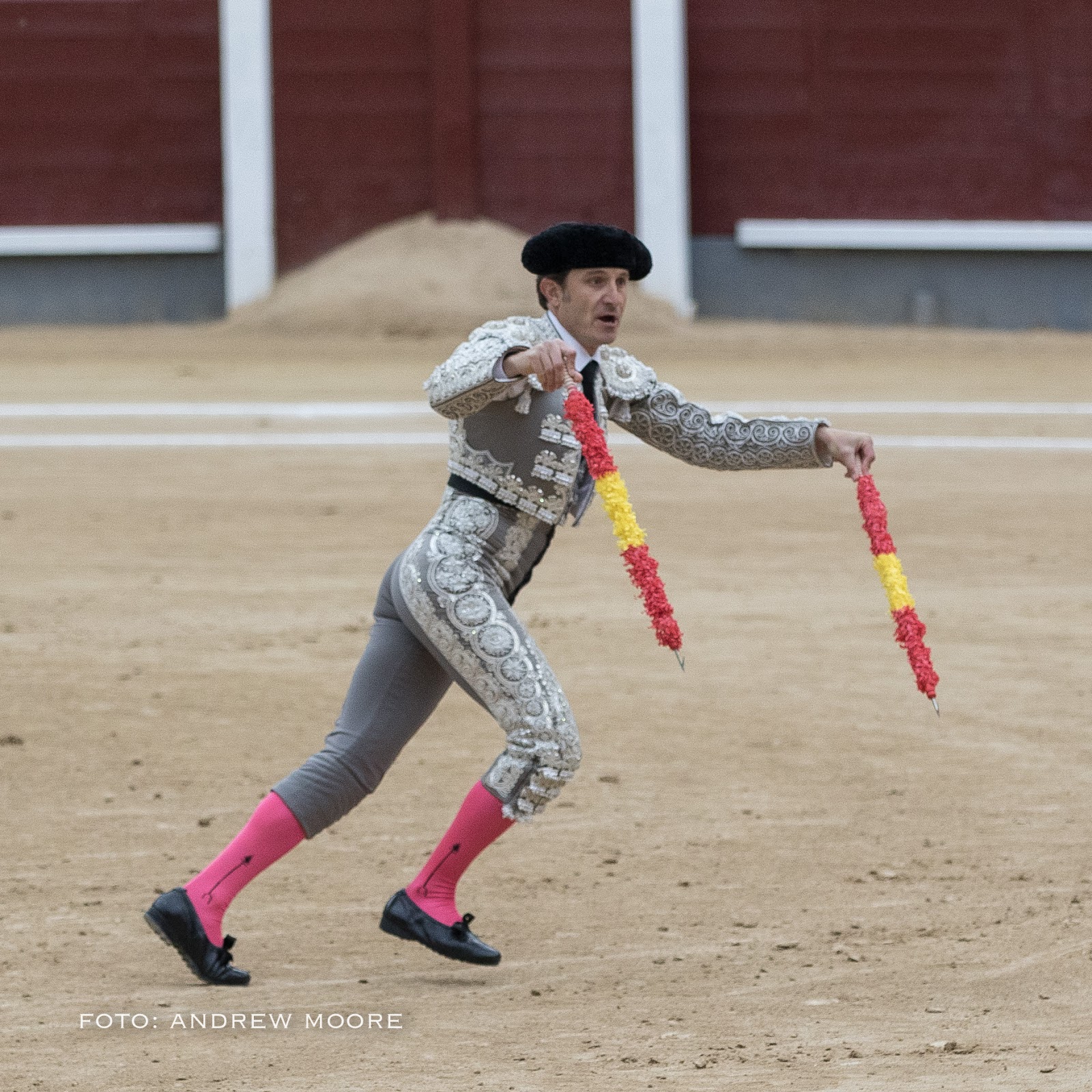 TAURINEANDO CON RAFAEL GONZÁLEZ, BANDERILLERO