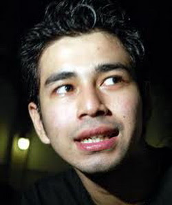 Biodata Dan Koleksi Foto Rafi Ahmad
