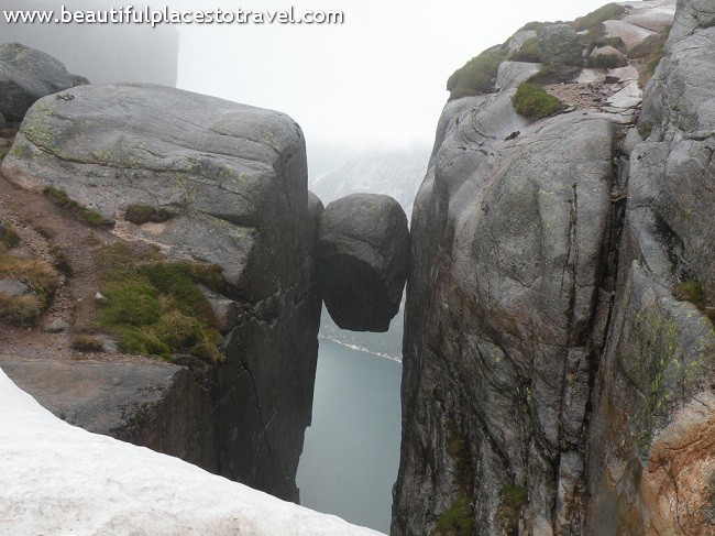 Kjeragbolten Boulder, Norway. Accessible by all without Climbing Equipment.