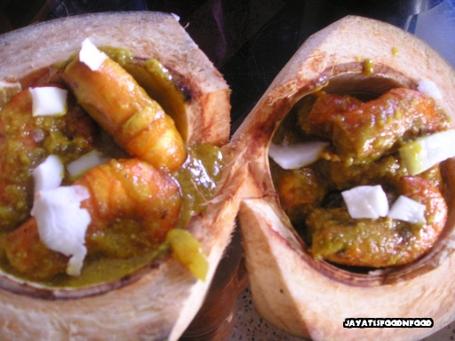 Jayati's Food Journey - Enjoy!!!: Daab Chingri