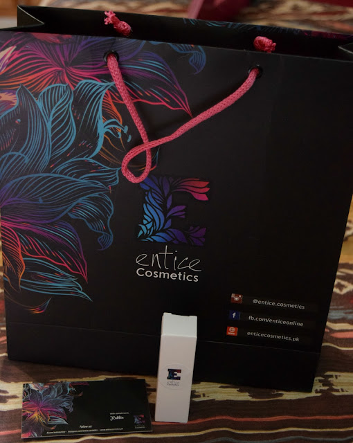 |Review|: Entice Cosmetics 24k Gold Moisture Potion - Myra Voices!