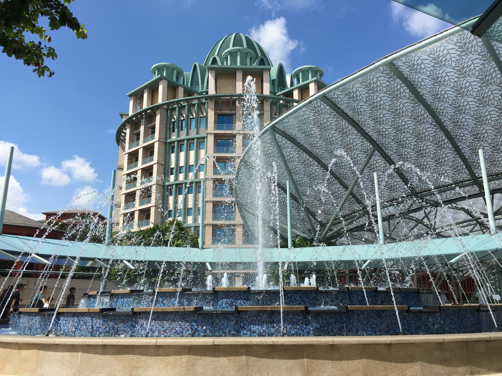 Observe the world: Resort World Sentosa RWS Michael Hotel