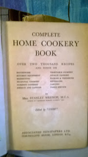 Vintage Recipe Books : Complete Home Cookery Book