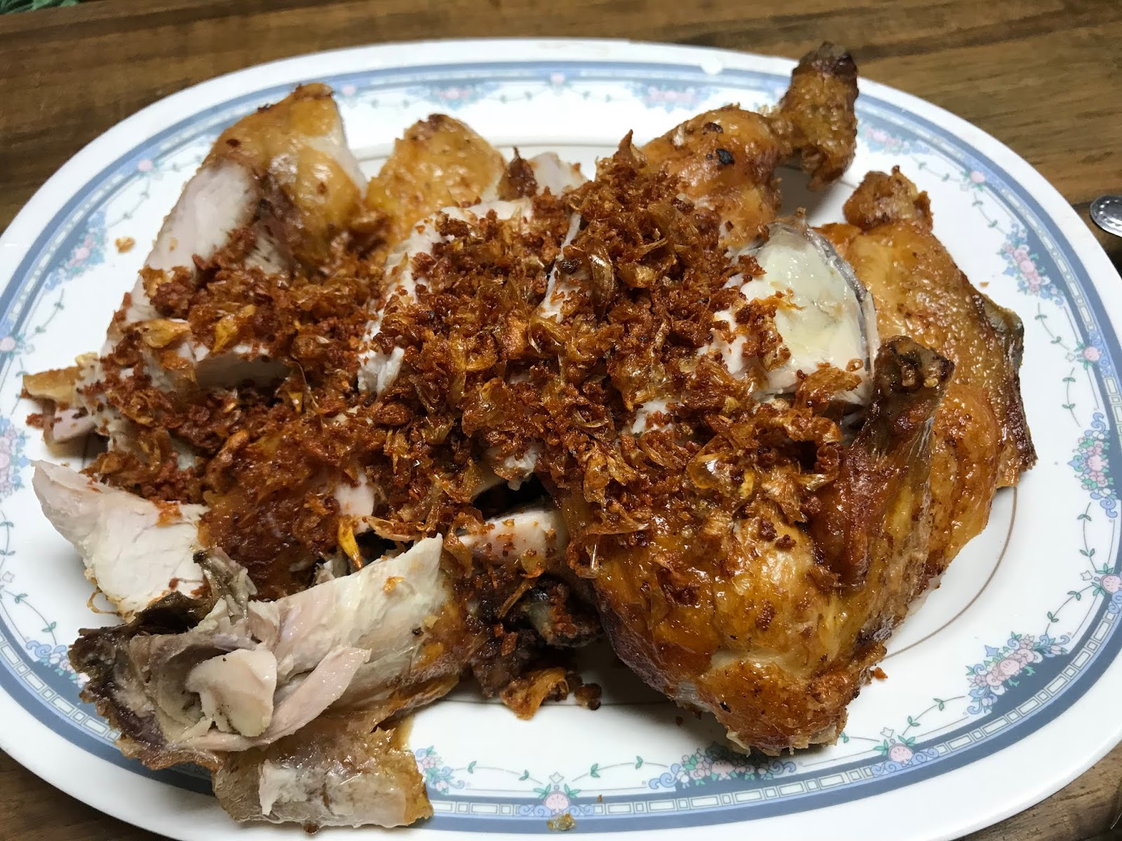 Small Potatoes Make The Steak Look Bigger: Polo Fried Chicken ไก่ทอด ...