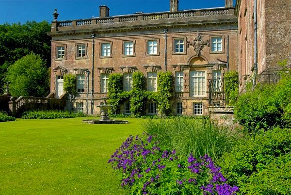 loveisspeed.......: The Stourton family, the Barons of Stourton, had ...