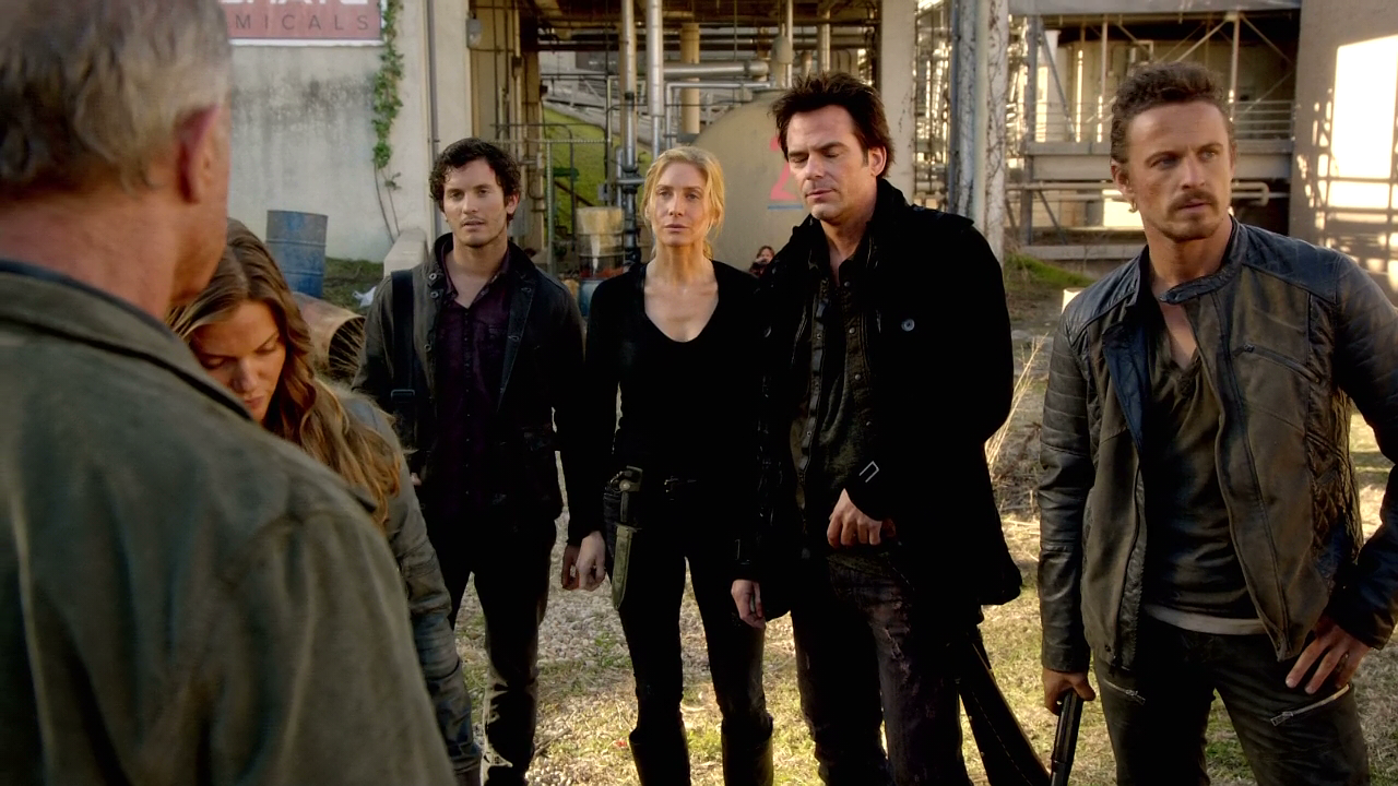 The not so impartial review: Revolution : Monroe (Prettiness ...