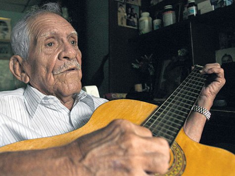 Homenaje a Carlos Rubira Infante | LA PRIMERA