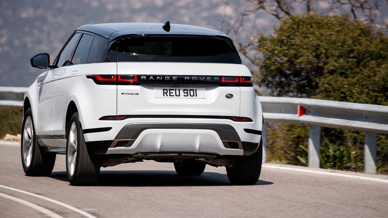 Land Rover最新的6缸引擎確定不會出現在2020 Evoque上 | SanjiNoir 黑侍樂讀