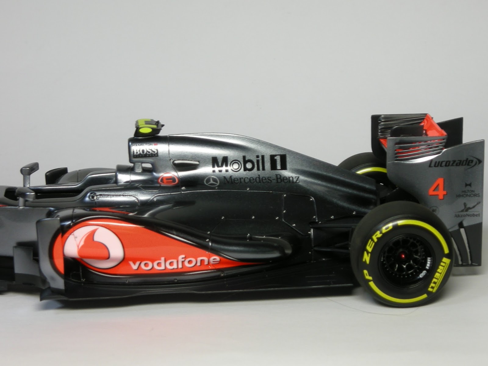 模型と時間: FUJIMI GP-11(No.34) McLaren MP4-27 AUSTRALIA GP 製作