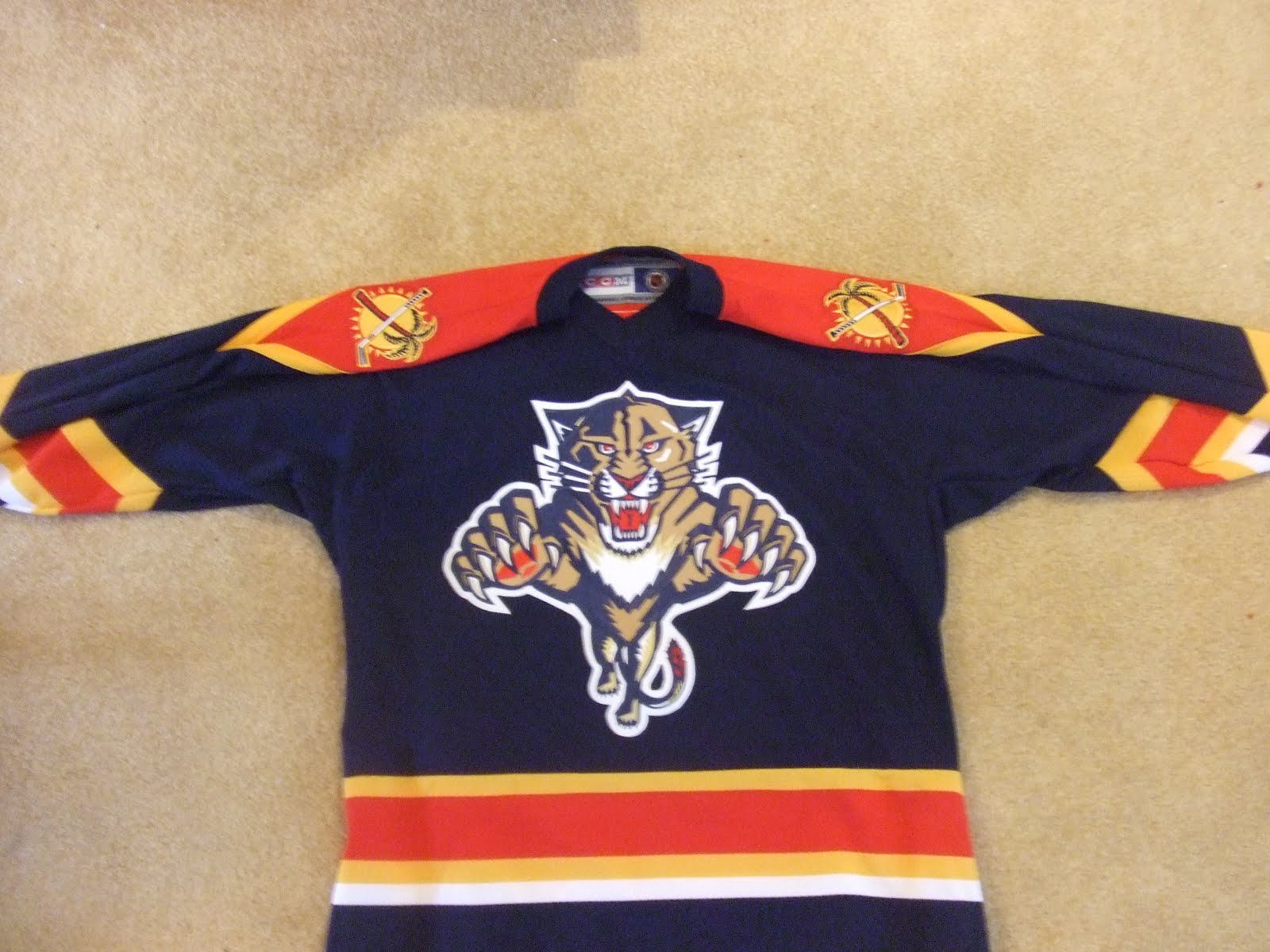 Vintage10916 Store: NHL Florida Panthers Official CCM Hockey Jersey