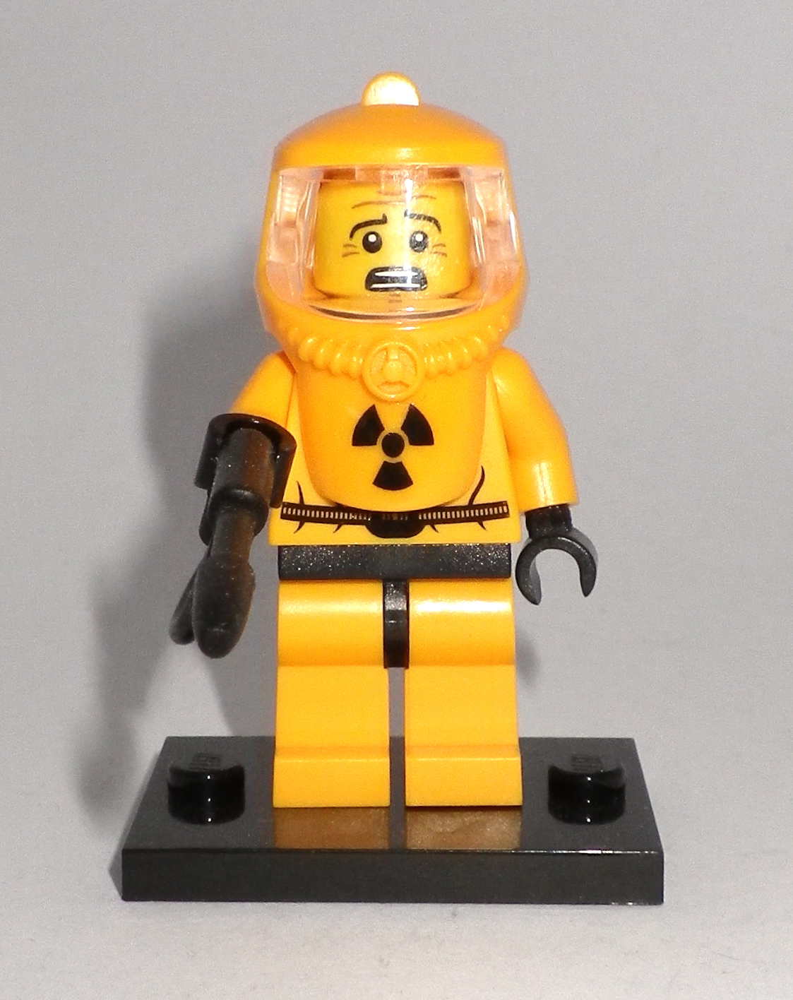 Free Lego Minifigures Weekly