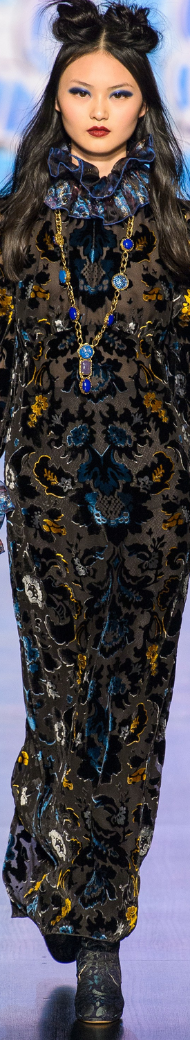 LOOKandLOVEwithLOLO: Fall/Winter 2017 RTW featuring Highlights from ...