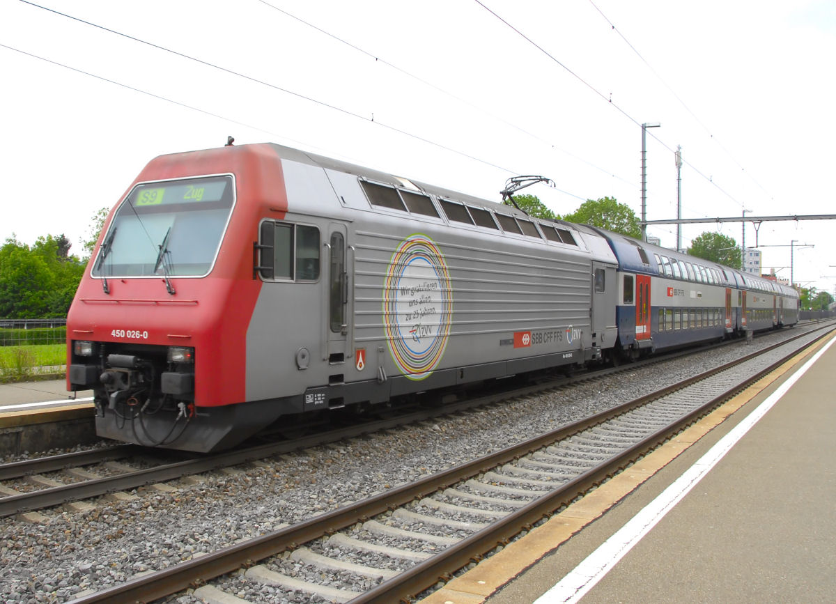 Oeffentliche Verkehrsmittel : Re 450 026-0, 25 Jahre ZVV Jublläumslok