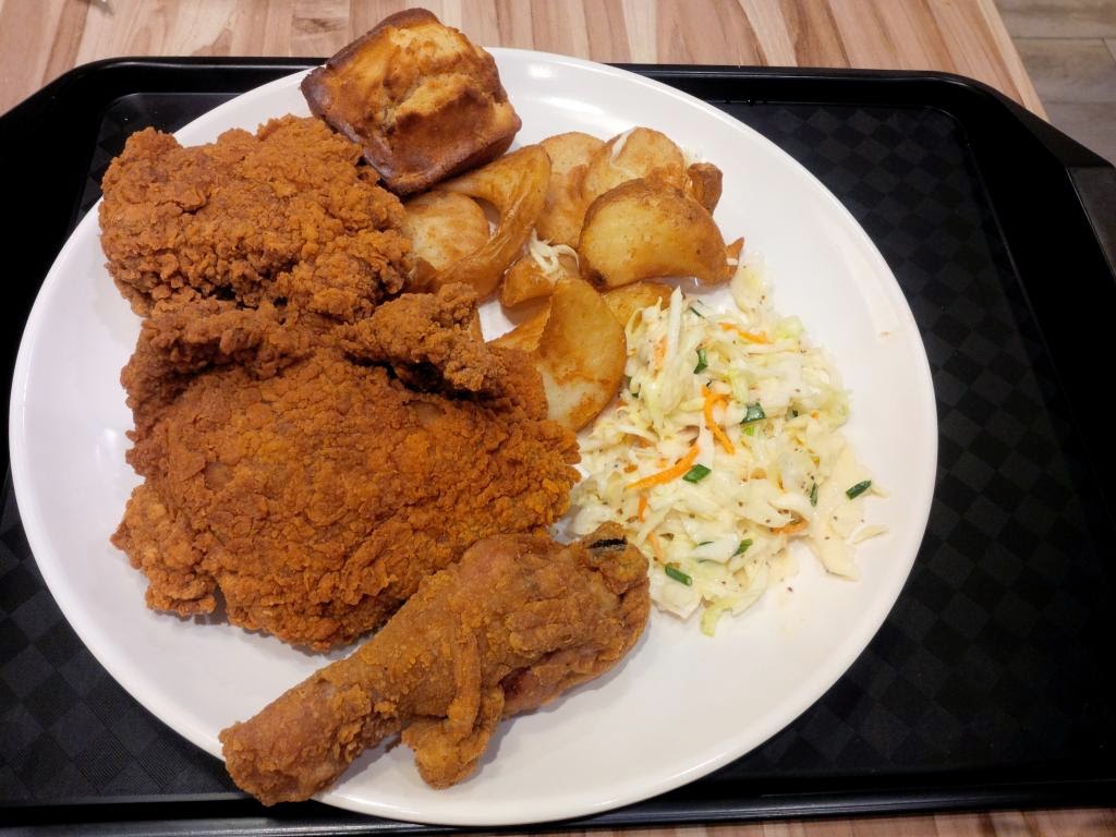 TheArcticStar's Tales: Dinner at Chic-A-Boo at HillV2