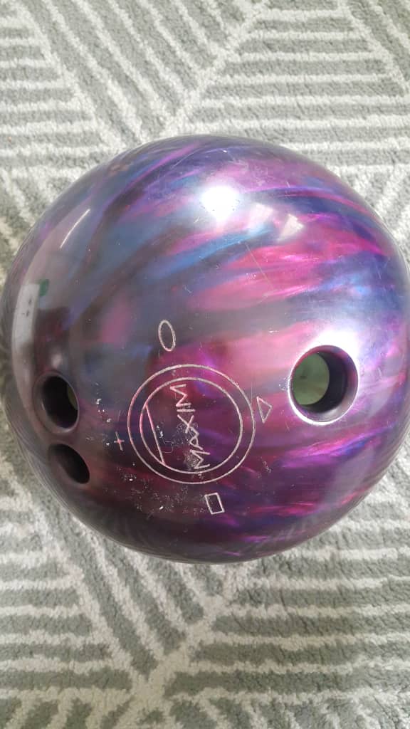 KEDAI BOWLING ONLINE: POLYESTER BOWLING BALL EBONITE MAXIM 11 LB++